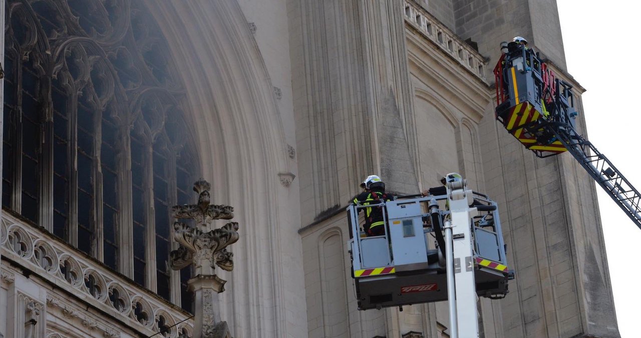 Primarium Namnetense templum flammis voratur: magnificum organum ...